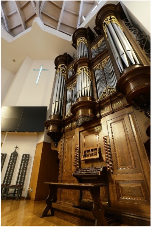 TCU Chapel - Tokyo Christian University